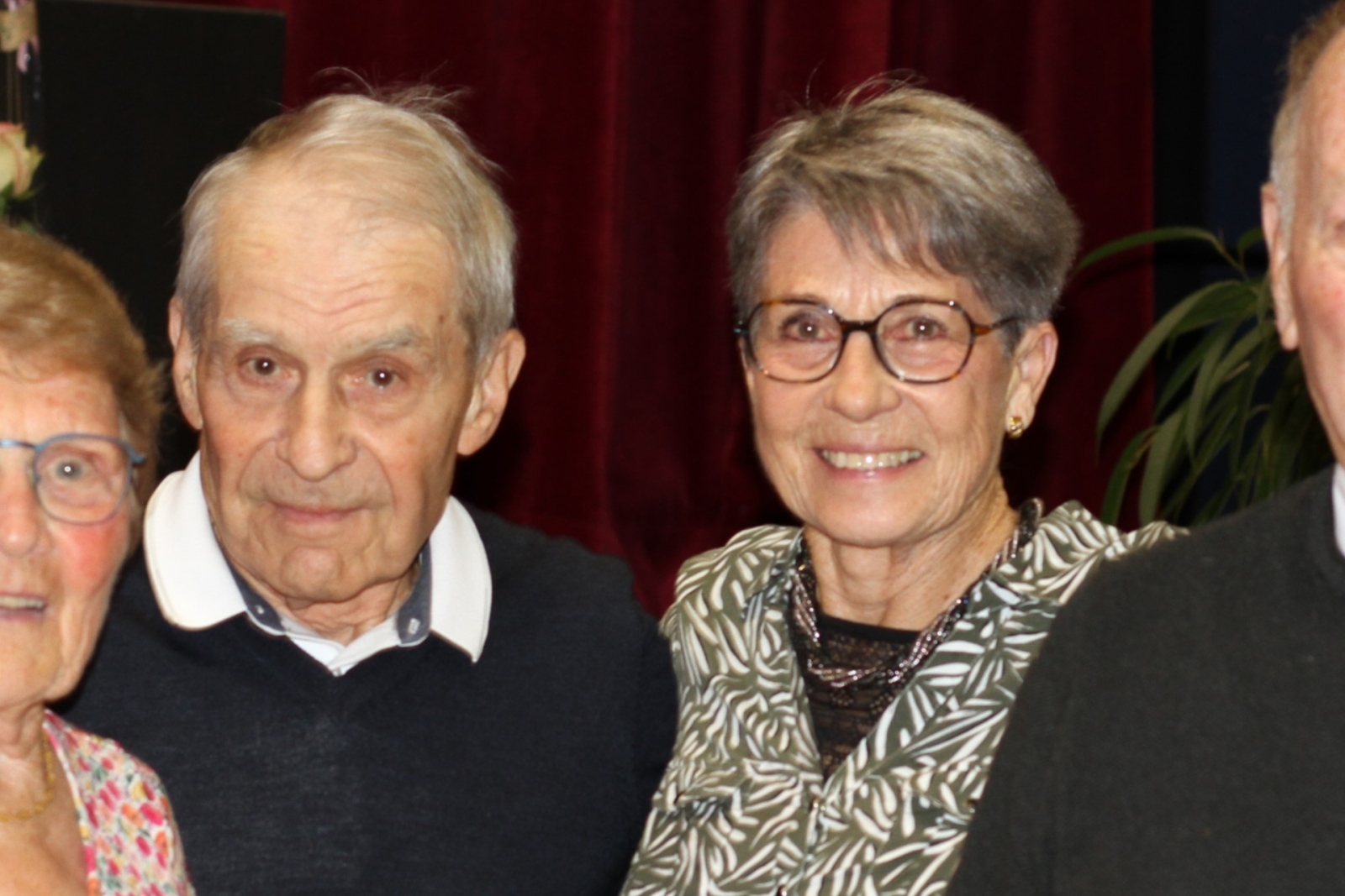 Ambiance conviviale pour le repas des anciens de Saint-Jean-des-Vignes ...