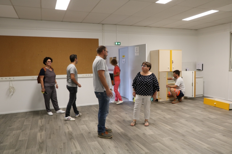 Travaux d’aménagement d’une classe "Unité d'Enseignement en Elémentaire ...